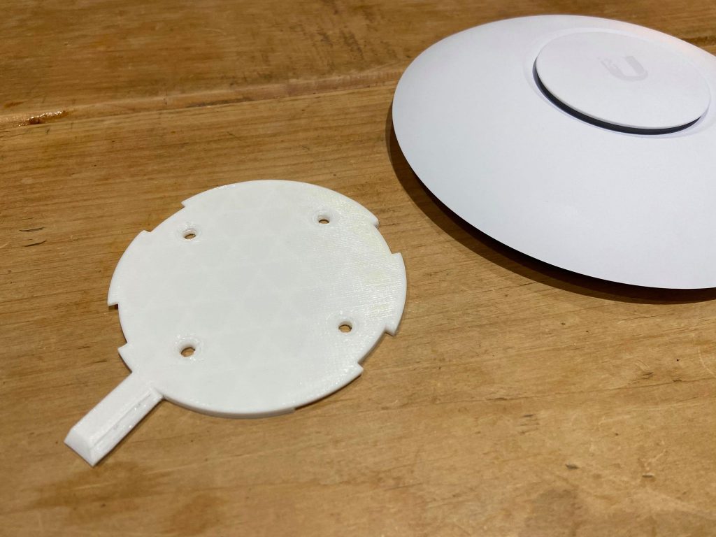 Ubiquiti Unifi Access Point Ceiling Wall Bracket Mount Ubiquiti ubiquiti-unifi-access-point-ceiling-wall-bracket-mount-ubiquiti