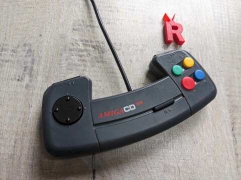 Amiga CD32 Controller / Pad / Joypad - Retro32