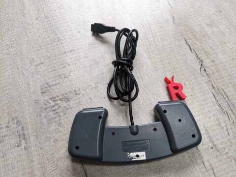 Amiga CD32 Controller / Pad / Joypad - Retro32